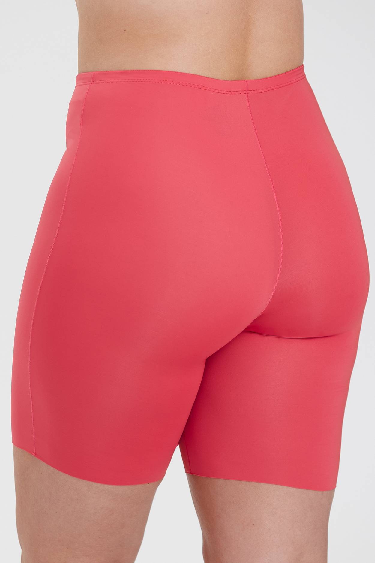 Cool Sensation Light Shape Panty With Long Legs Made Of WinCool